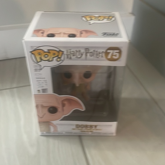 Funko | Toys | New Funko Pop Harry Potter Dobby Snapping His Fingers 75 ...